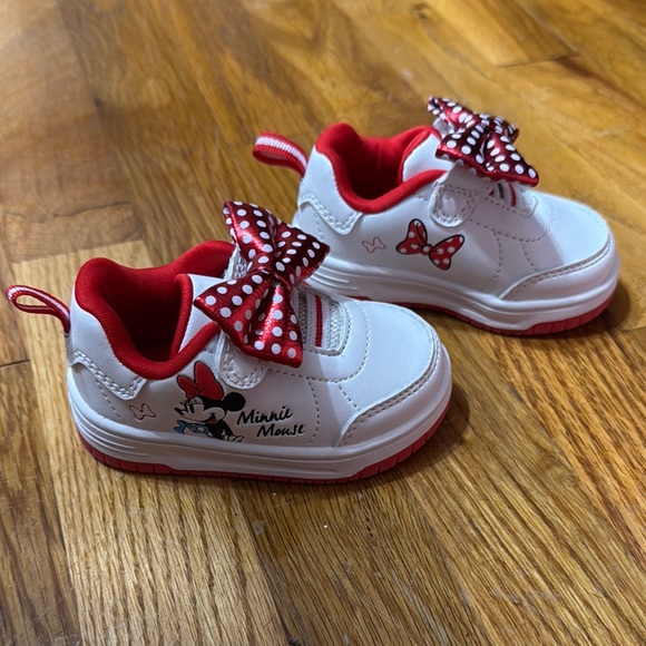 Disney | Shoes | Disney Red And White Minnie Mouse Sneakers | Poshmark